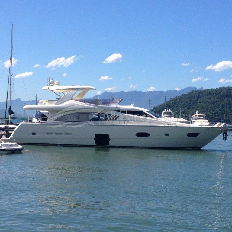 Ferretti 750 – 2012 – Allmare Náutica